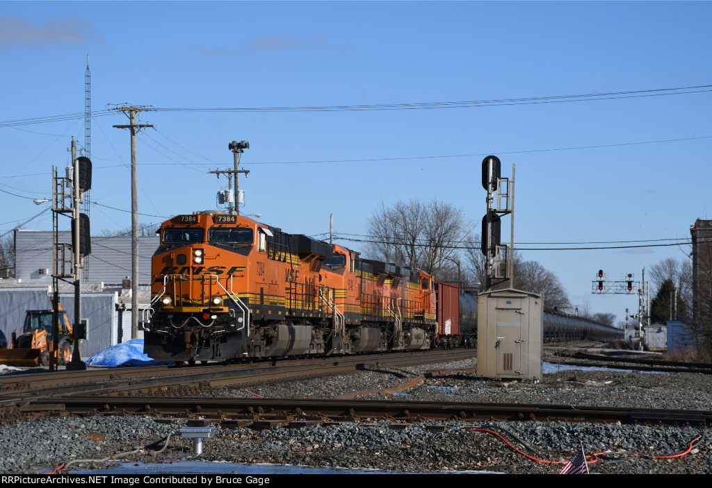 BNSF 7384